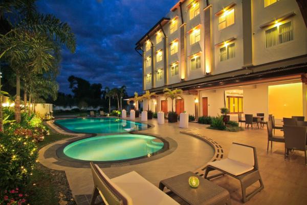 The Harvest Hotel Managed By Hii - Cabanatuan City