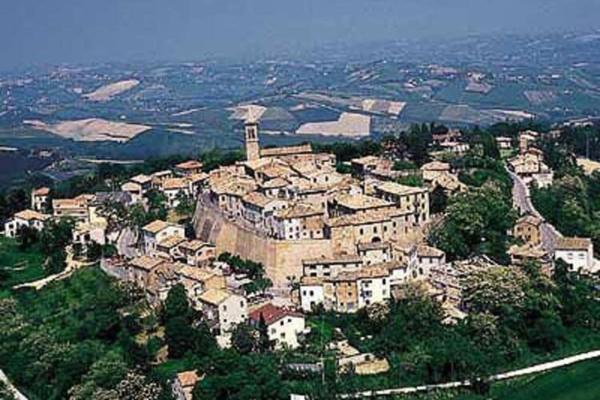 Flat In Fratte Rosa In The Historic Centre - Pergola