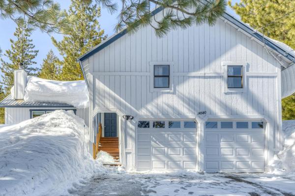 The Big White Cottage - Truckee, CA