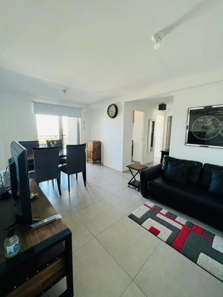 Departamento De 1 Dormitorio Con Vista A Las Sierras Av Colon 5034 - Córdoba, Argentina