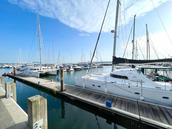 Quay & Sea View Spacious Modern Secure Parking - Poole