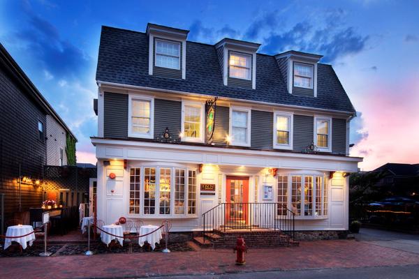 Bouchard Restaurant & Inn - Newport, RI