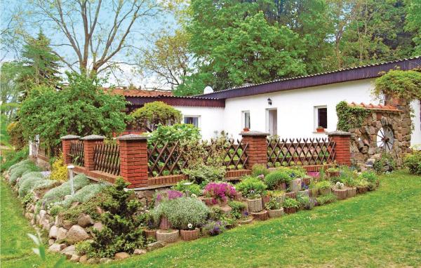 2 Bedroom Awesome Home In Rubkow - Usedom