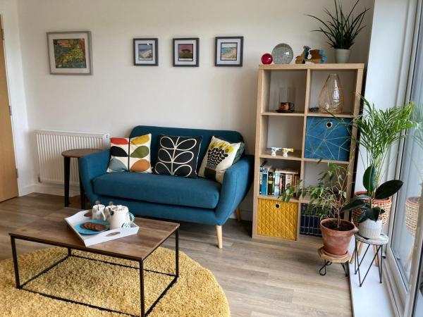 Dog-friendly Stylish Flat, Parking, Nr Lusty Glaze Beach - Crantock