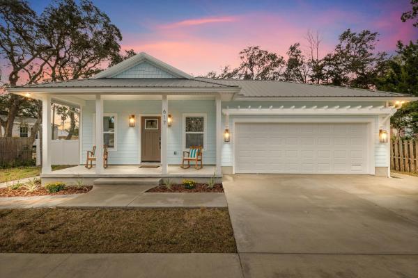 Brand New Entire Home Close To Beach - St. Augustine, FL