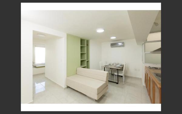 Room In Apartment - Apartment Rodolfo Historic Center - Mazatlán