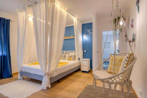 B&b With 5 Rooms In The Center Of Peniche With 3 Terraces - Peniche