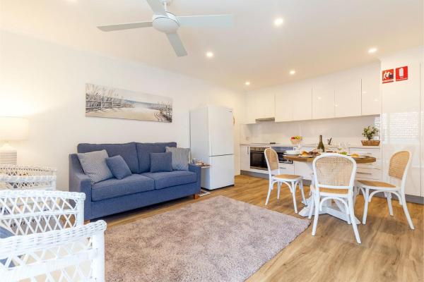 Hibiscus Court 2 Fantastic Air Conditioned 3 Bedroom Unit - Shoal Bay