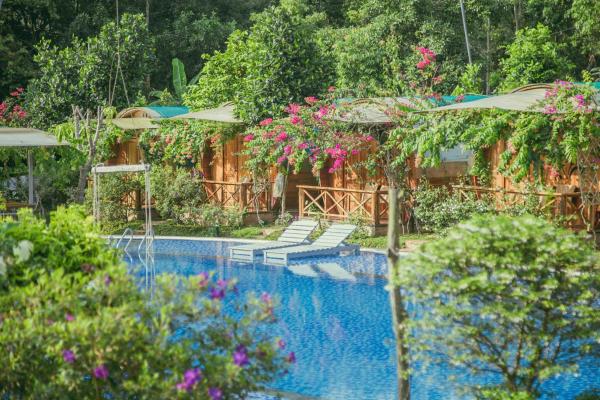 Phu Quoc Valley Sen Bungalow - Phú Quốc