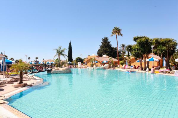 Makronisos Holiday Village - Cyprus