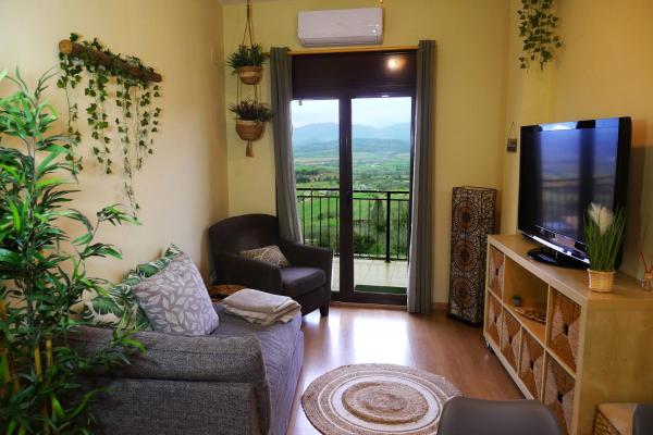 Grace, Apartamento Con Terraza Y Vistas - Talarn