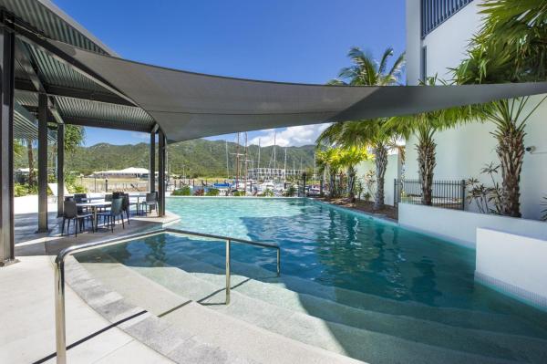 Blue On Blue Apartment 327 - Townsville