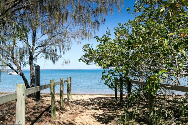 Boat Harbour Studio Apartments And Villas - Hervey Bay