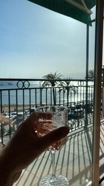 Primera Línea De Mar Y Playa - Roses