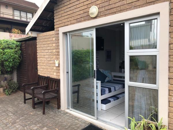 8 Ocean Drive Self Catering Unit - Dolphin Coast