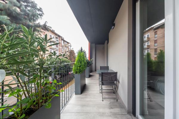 Comfy Apt With Private Parking & Balcony - Aéroport de Milan Linate (LIN)