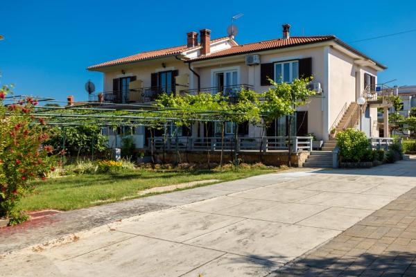 Apartments And Rooms Kod Keti - Malinska