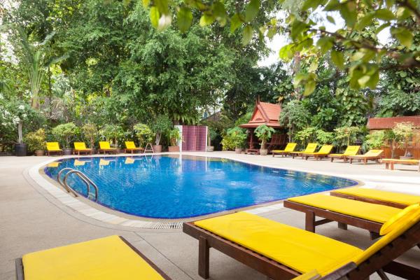 Tropica Bungalow Beach Hotel - Patong Beach
