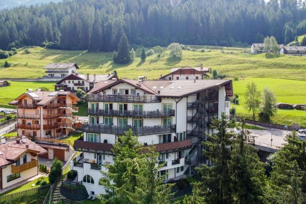 Hotel Fanes Suite & Spa - Pozza di Fassa