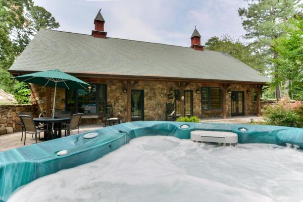 The Hiding Place - Omaha, AR