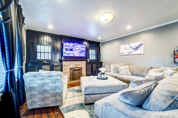 By Dtwn Lubbock! Spacious 4br Home Near Texas Tech - ラボック, TX