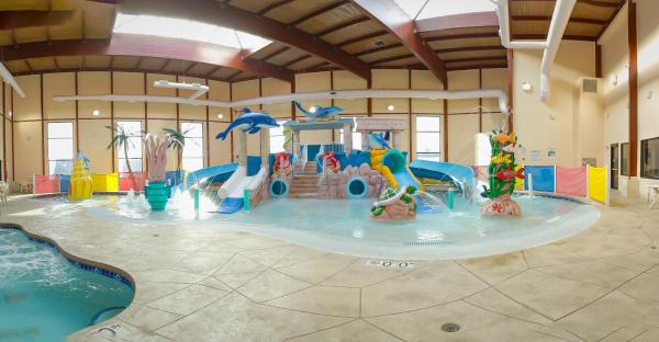 Grand Marquis Waterpark Hotel & Suites - Wisconsin Dells, WI
