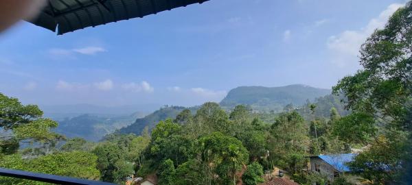 The " Onex Paradise " Ella - Sri Lanka