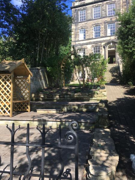 Georgian Townhouse - Garden Oasis Whitby - Robin Hood's Bay