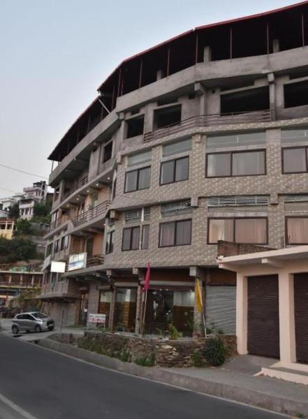 Hotel Jalal Palace By Excellent Hospitality - Almora