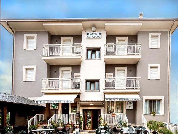 Hotel La Tavola Rotonda - Bastia Umbra