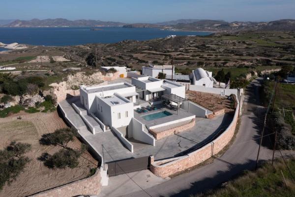 Thiopetra Villas - Milos