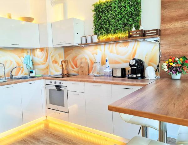 Little Treasure By The Sea - Aheloy