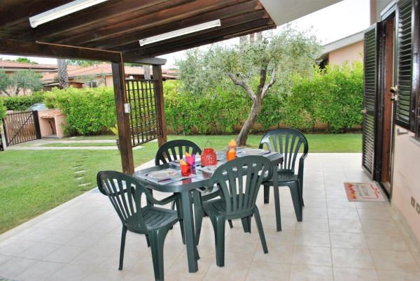 Villa Barbie Between Terracina And Sperlonga, 400 Mt From Beach - Terracina