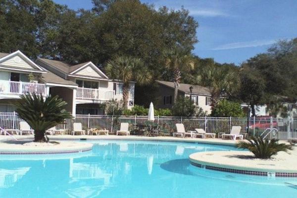 A13 Pool View, Easy Access Mgr American Dream - Jekyll Island, GA