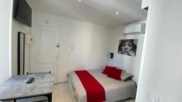 Sweet Home Marceau 6 Studios Hyper Centre Proche De La Mer Et Du Palais - Cannes