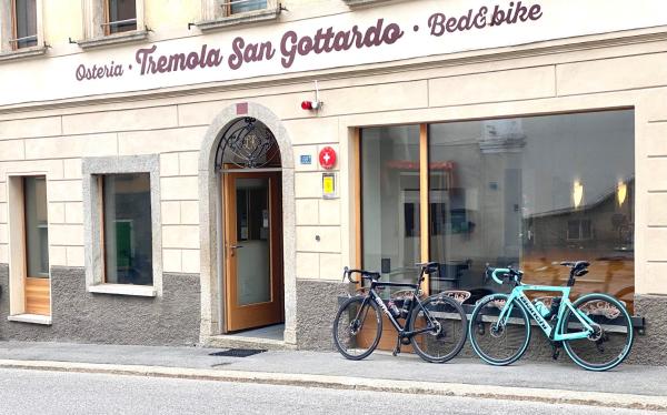 Bed&bike Tremola San Gottardo - Andermatt