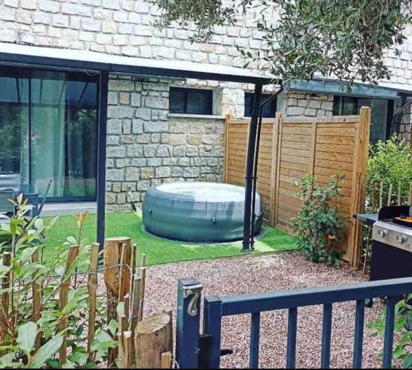 N7 Maison T2 Climatisé Avec Jacuzzi Privé - Ajaccio