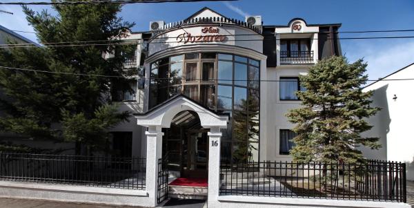 Garni Hotel Vozarev - Belgrade