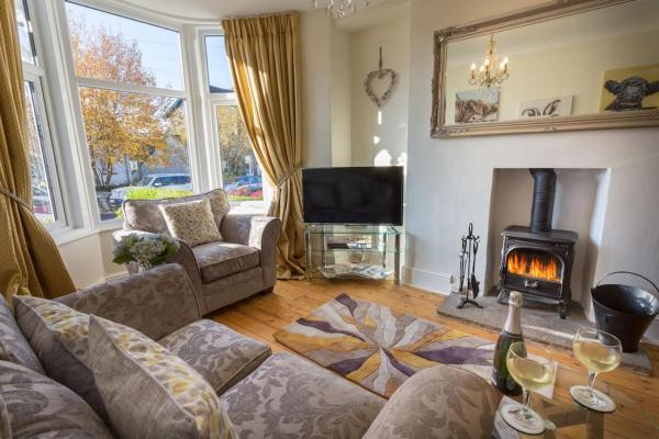 Holly Cottage - Bowness-on-Windermere