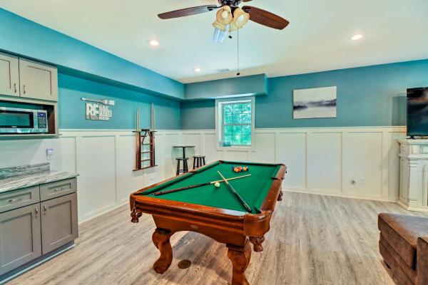 Lakefront Family Escape With Fire Pit And 2 Decks! - Heber Springs, AR