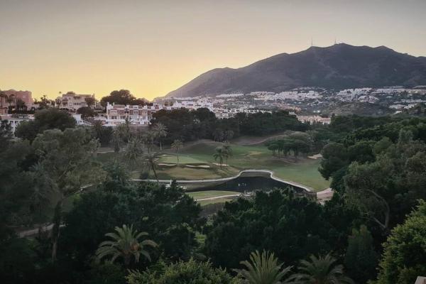 Soleado Apartamento Golf Y A 900 M De La Playa - Benalmádena