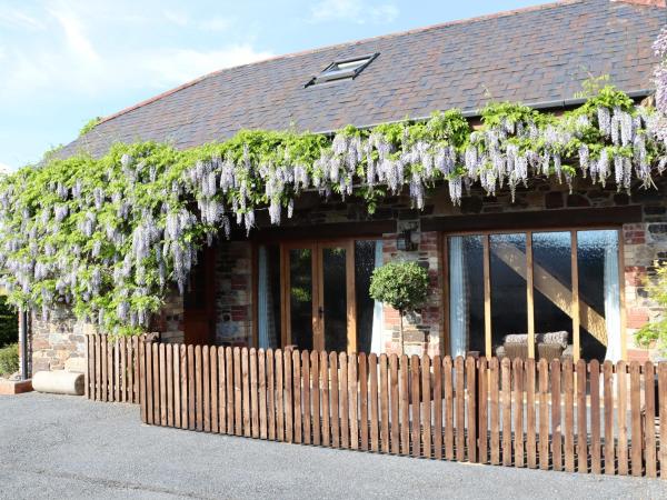 Little Orchard - Buckfastleigh