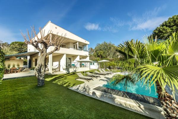 Villa Montfleuri, Vieille Ville à Pieds, Vue Mer, Piscine, 8 Pers - Saint-Tropez