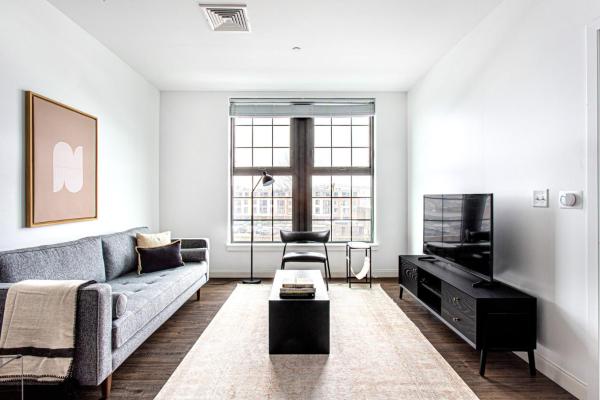 1br W Gym Wd Steps From Newtonville Train Bos-353 - Wellesley, MA