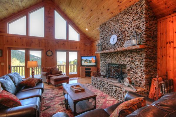 Blackberry Lodge - Blowing Rock, NC