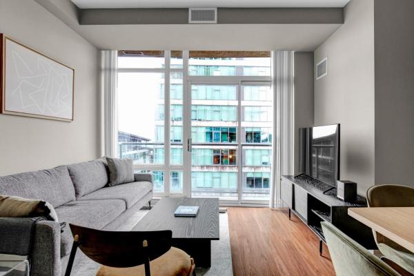 Bellevue 2br W Gym Wd Roof Nr Downtown Sea-204 - Seattle, WA