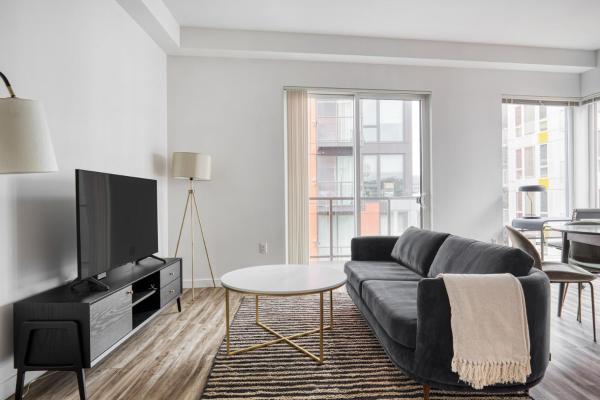 Bellevue 2br W Bbq Gym Wd Nr Spring District Sea-225 - Bellevue, WA