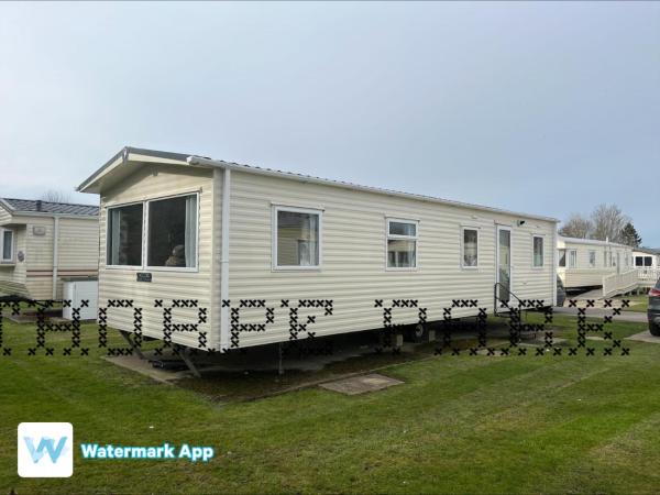 Caravan Holiday On Haven Site - Cleethorpes