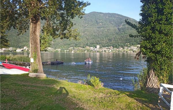 2 Bedroom Nice Apartment In Omegna - Orta San Giulio