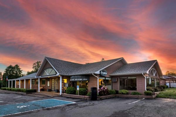 Dannys Hotel Suites; Surestay Collection By Best Western - Bathurst
